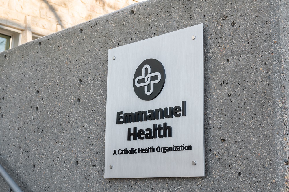 Emmanuel_Health | Country 600 CJWW